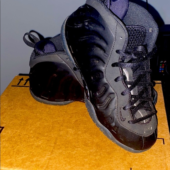 Shoes | Nike Sneakers Foam Posits Basically New Worn Twice | Poshmark